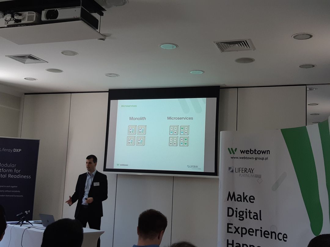 Liferay & Webtown Roadshow w kontekście DXP : CMS w bibliotekach Liferay & Webtown Roadshow w kontekście DXP : CMS w bibliotekach